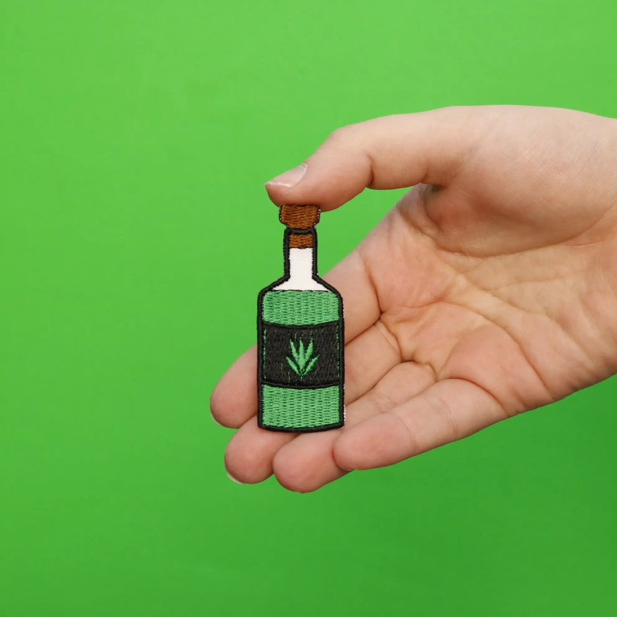 Green Herbal Juice Bottle Embroidered Iron On Patch – Patch Collection